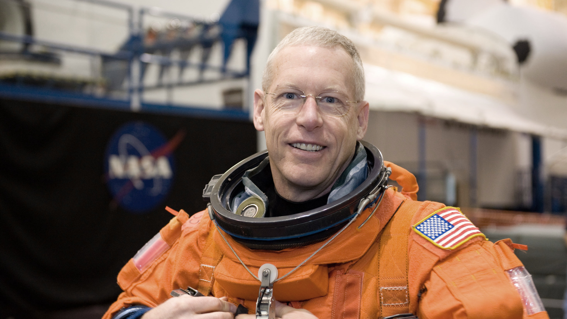 从太空梦想到教会使命：一位宇航员的信仰之旅